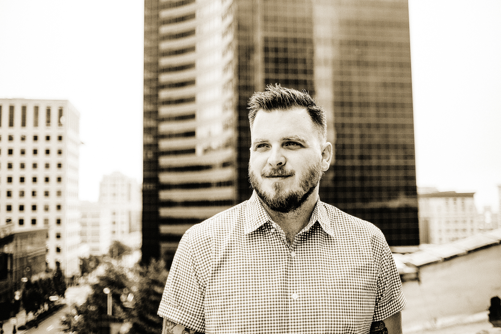 DUSTIN KENSRUE: DE THRICE À MILEY CYRUS The Bergerie